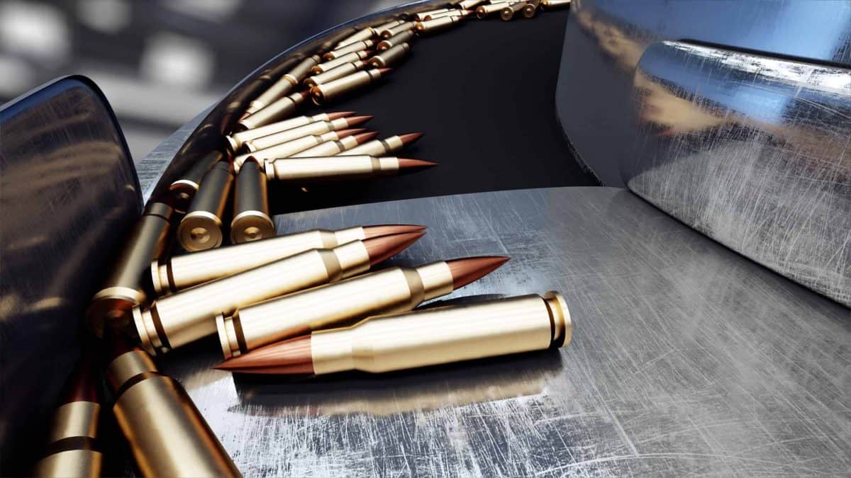 The Army’s Standard-Issue M4 Rifle and Why It Became So Widely Used ...