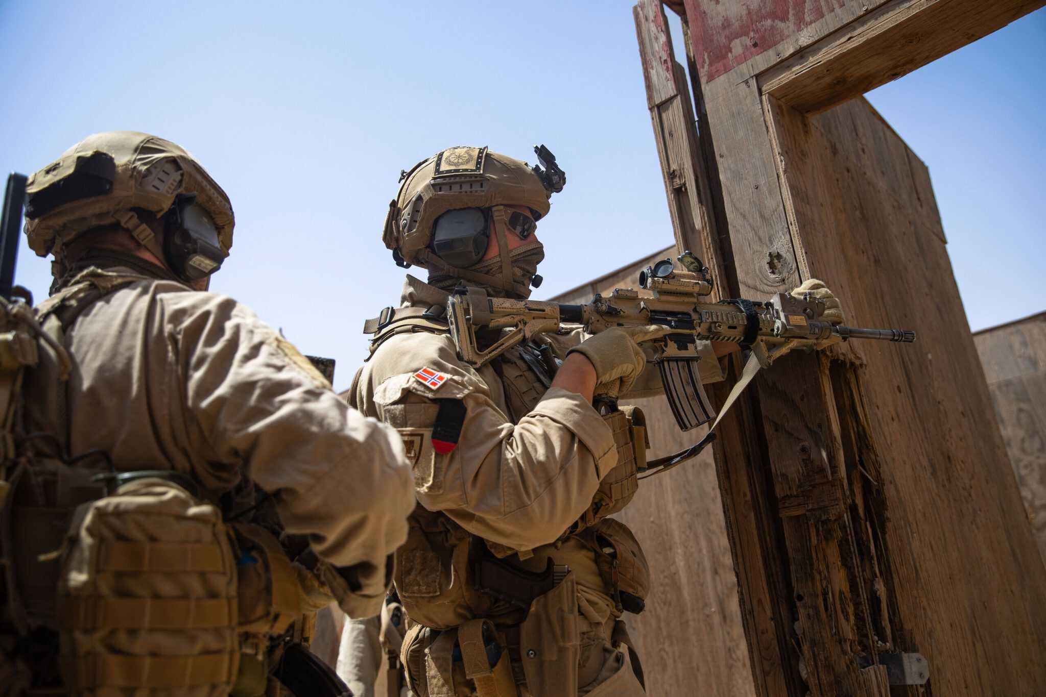 15 Handguns That Give U.S. Marines an Edge in Close Combat - History ...